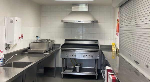 Commercial Kitchen Cleaning: Keep Your Kitchen Clean - Master Cleaners