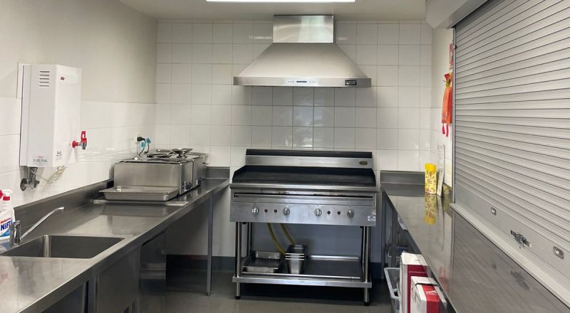 Commercial Kitchen Cleaning: Keep Your Kitchen Clean - Master Cleaners